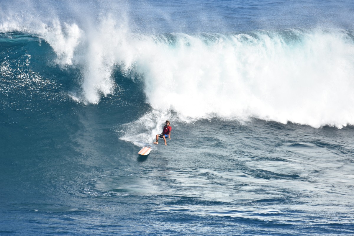 Jaws Surfer | Moonstone Photography
