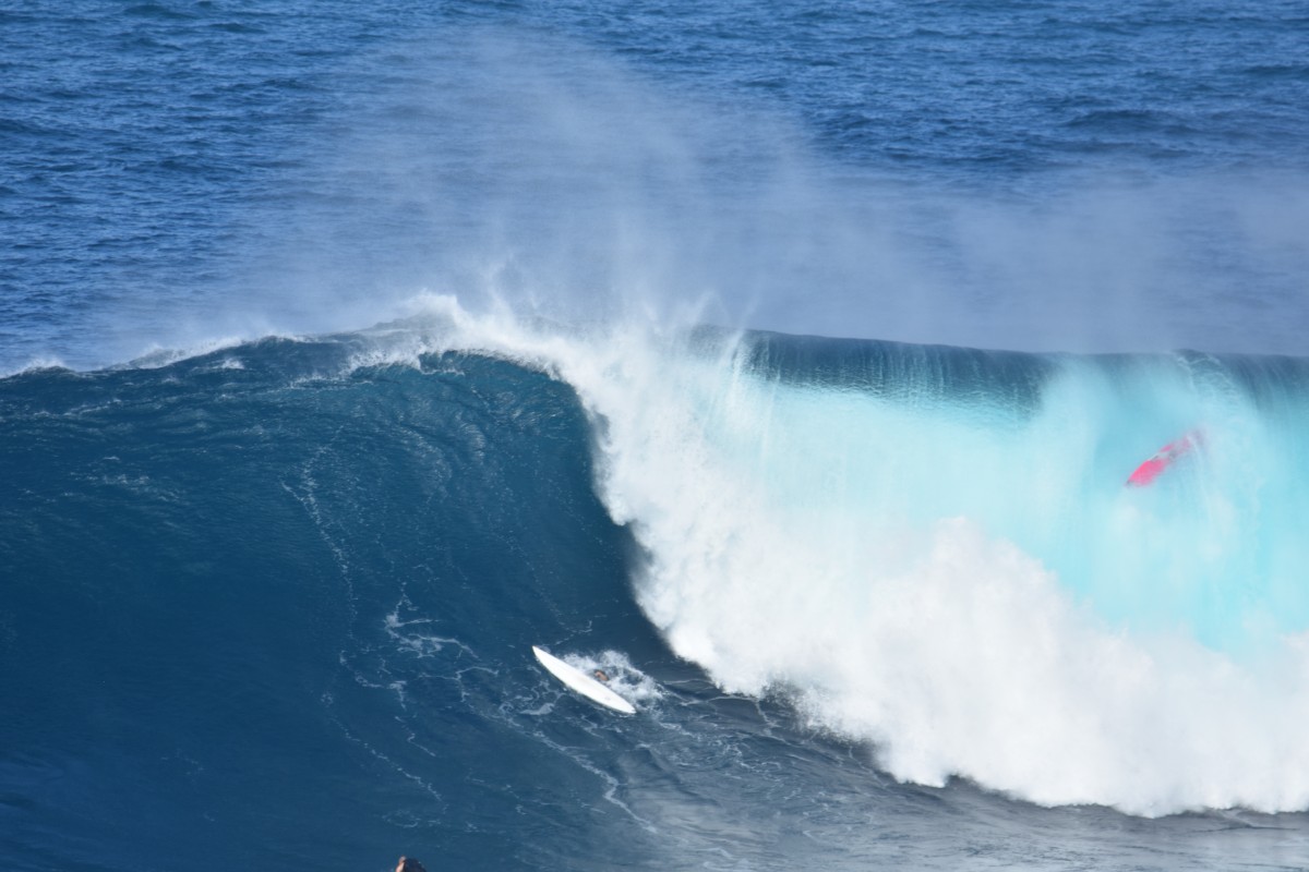 Jaws Surfer | Moonstone Photography